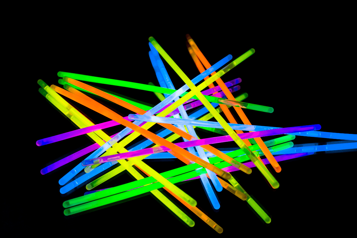 Festa neon: 8 ideias de decoração para um evento inesquecível - Mob Set ...